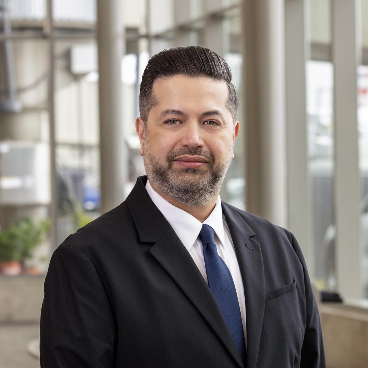 Hector Gomez | John Wayne Airport, Orange County